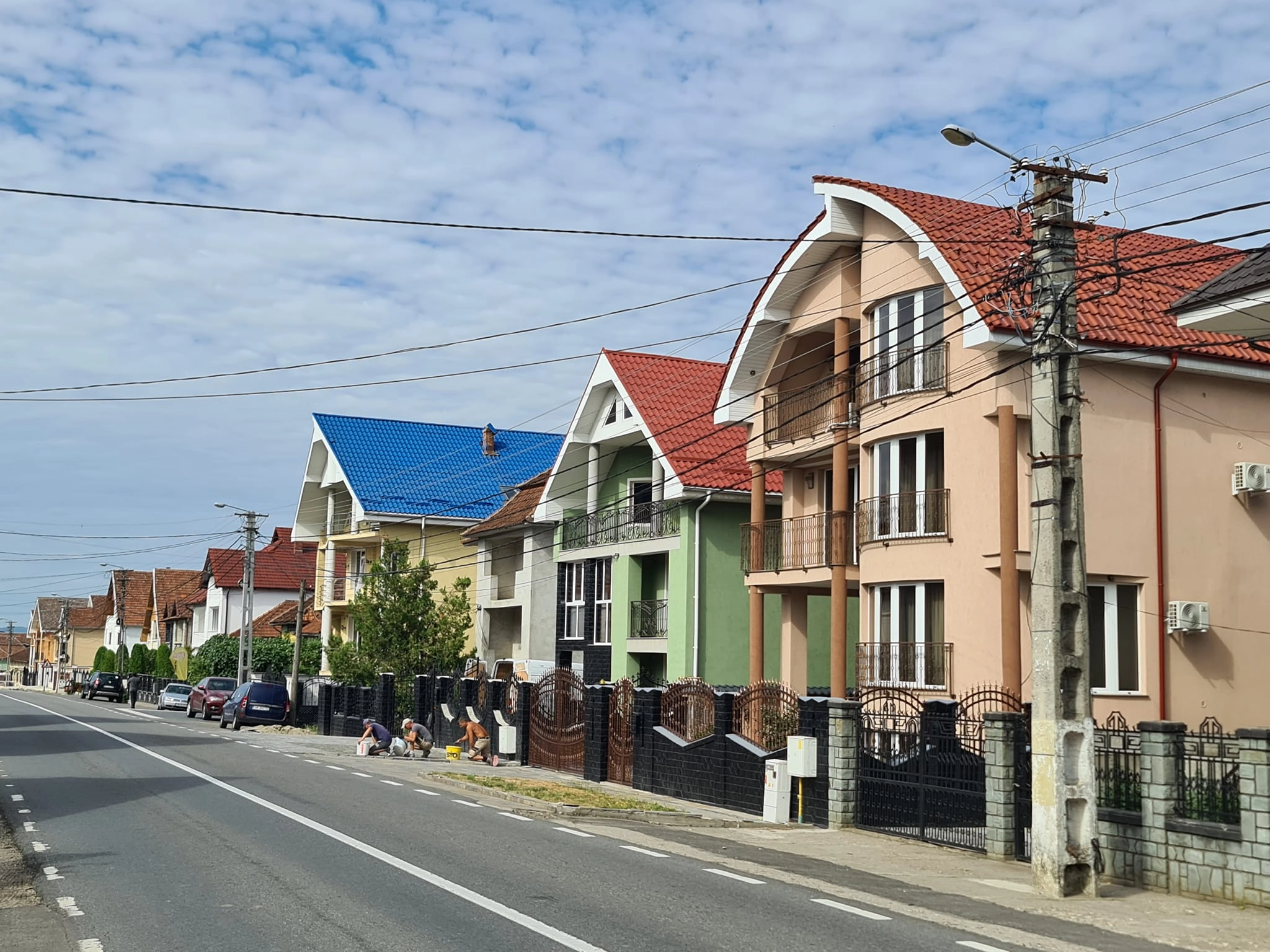 Comuna din România cu palate părăsite. Este considerată localitatea cu ...