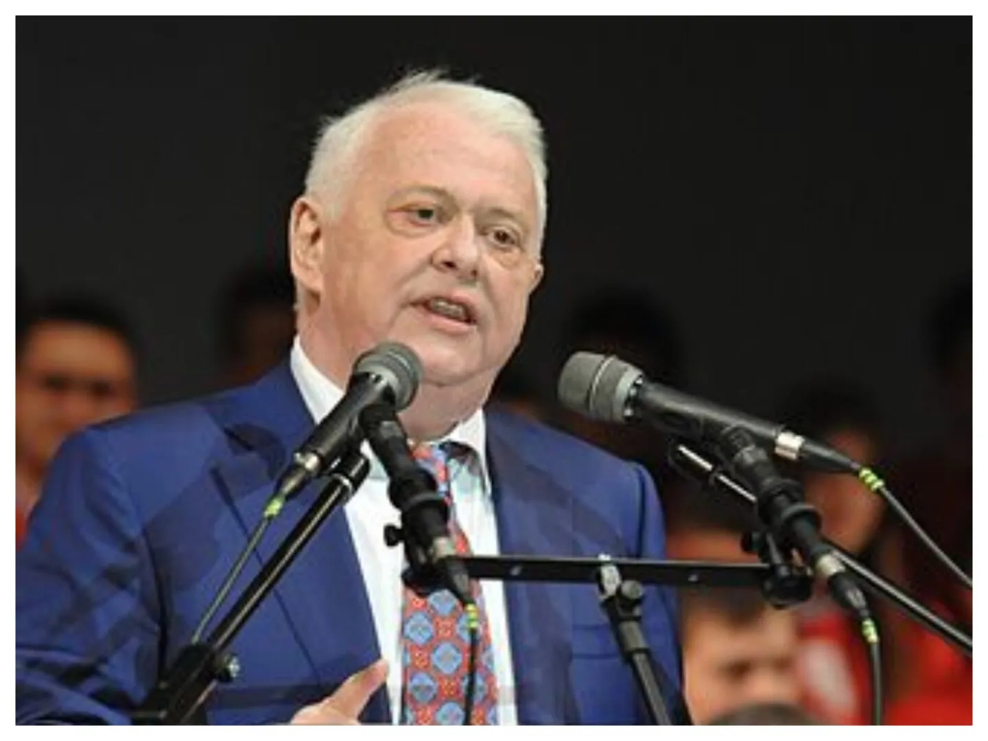 Beleaua lui Viorel Hrebenciuc, dubiosul ex-politician român, a dispărut ...